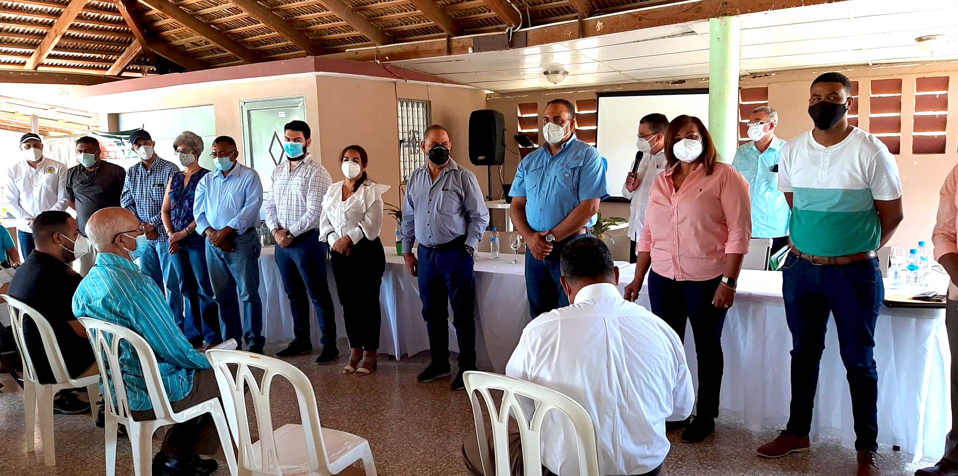 Nuestro Equipo – ADOBANANO